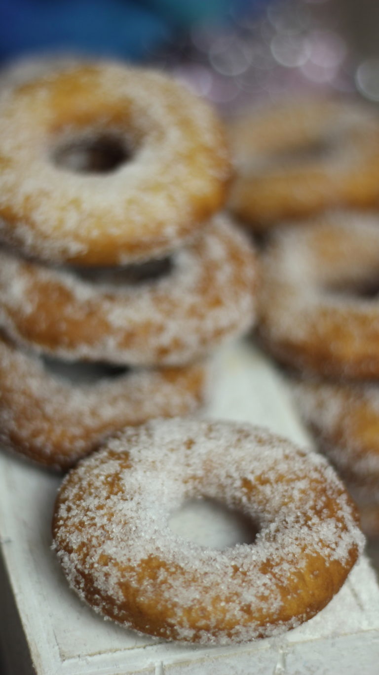 Loukoumas -griechische Donuts - Nia Latea